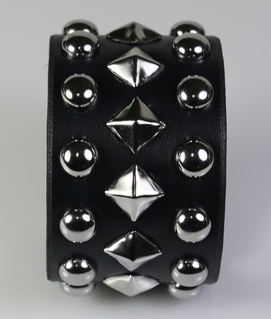 Studded/Spiked Leather Wristbands| Leatherpunk