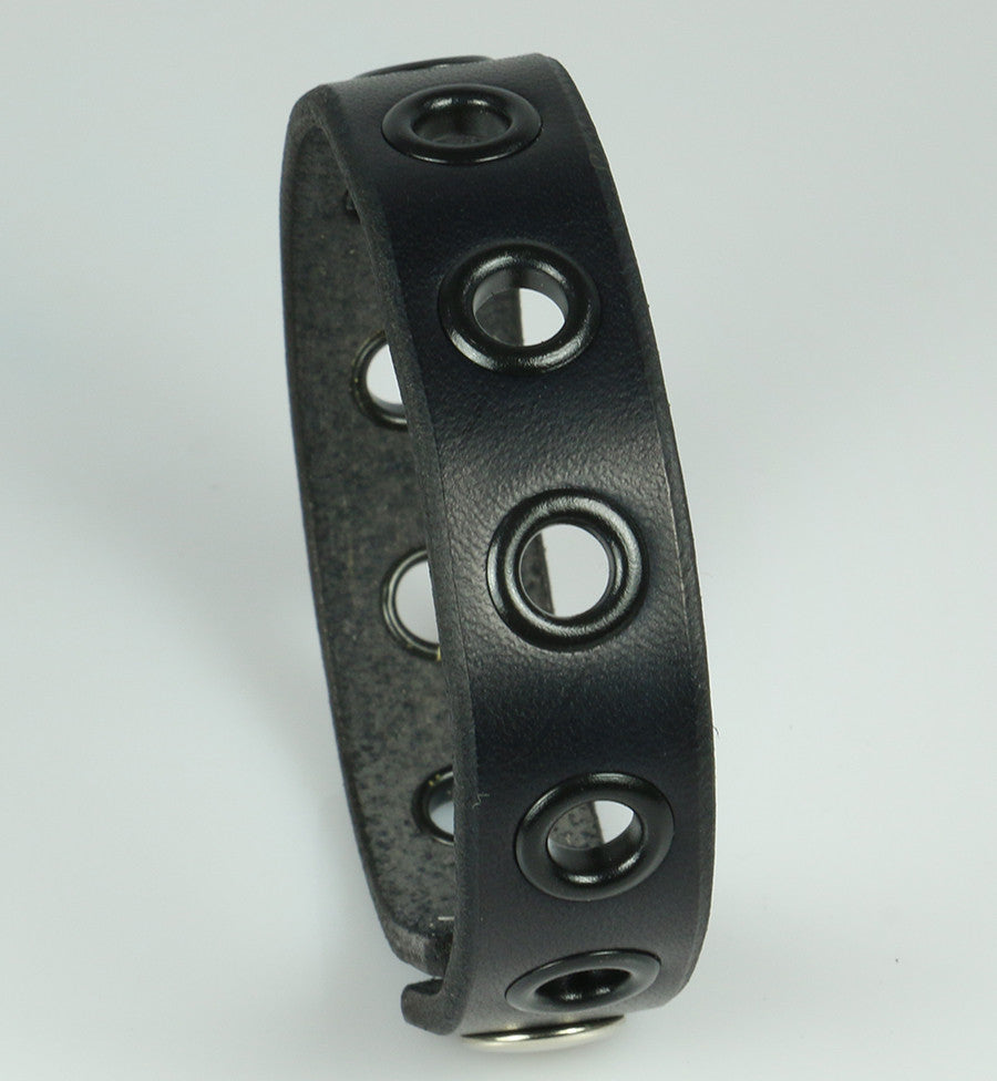 Black Eyelet Bracelet| Leatherpunk